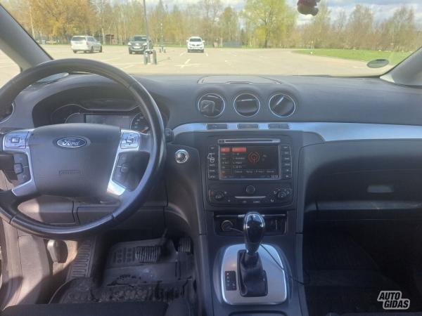 Black Ford S-Max 2013 in Panevezys, with an engine capacity of 2.00 L and mileage of 440 thousand km for 3350 €, photo 10 on AUTOMOTO.COM.LV