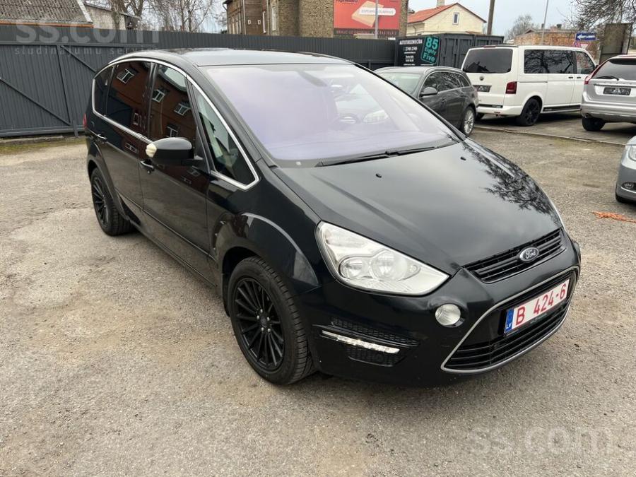 Melns Ford S-Max 2013 Liepāja, ar dzinēja tilpumu 1.60 L un nobraukumu 305 tūkst. km par 5450 €, foto 1 vietnē AUTOMOTO.COM.LV