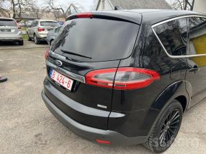 Melns Ford S-Max 2013 Liepāja, ar dzinēja tilpumu 1.60 L un nobraukumu 305 tūkst. km par 5450 €, foto 8 vietnē AUTOMOTO.COM.LV