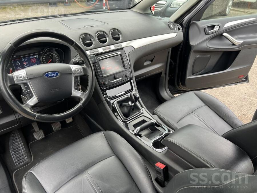 Melns Ford S-Max 2013 Liepāja, ar dzinēja tilpumu 1.60 L un nobraukumu 305 tūkst. km par 5450 €, foto 13 vietnē AUTOMOTO.COM.LV