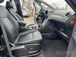 Melns Ford S-Max 2013 Liepāja, ar dzinēja tilpumu 1.60 L un nobraukumu 305 tūkst. km par 5450 €, foto 15 vietnē AUTOMOTO.COM.LV