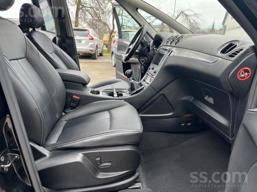 Melns Ford S-Max 2013 Liepāja, ar dzinēja tilpumu 1.60 L un nobraukumu 305 tūkst. km par 5450 €, foto 15 vietnē AUTOMOTO.COM.LV