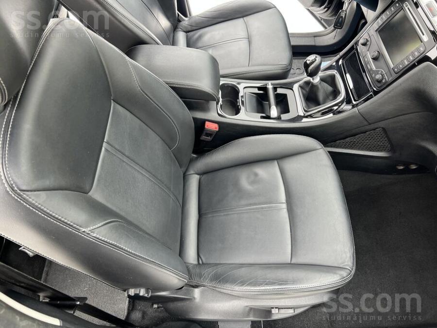 Melns Ford S-Max 2013 Liepāja, ar dzinēja tilpumu 1.60 L un nobraukumu 305 tūkst. km par 5450 €, foto 16 vietnē AUTOMOTO.COM.LV