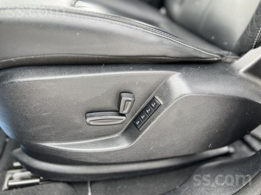 Melns Ford S-Max 2013 Liepāja, ar dzinēja tilpumu 1.60 L un nobraukumu 305 tūkst. km par 5450 €, foto 20 vietnē AUTOMOTO.COM.LV