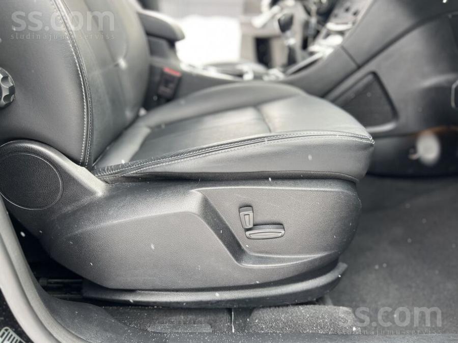Melns Ford S-Max 2013 Liepāja, ar dzinēja tilpumu 1.60 L un nobraukumu 305 tūkst. km par 5450 €, foto 29 vietnē AUTOMOTO.COM.LV
