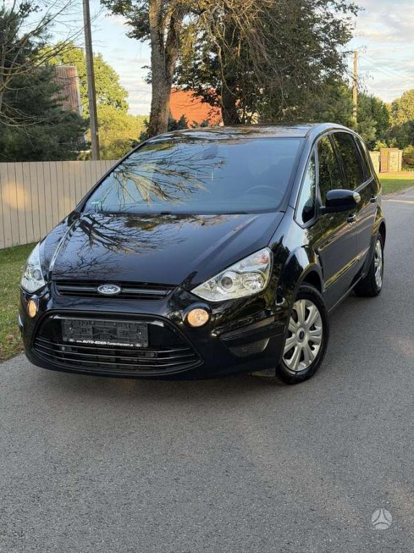 Black Ford S-Max 2013 in Birstonas, with an engine capacity of 2.00 L and mileage of 272 thousand km for 4250 €, photo 1 on AUTOMOTO.COM.LV