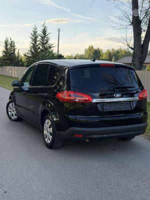 Black Ford S-Max 2013 in Birstonas, with an engine capacity of 2.00 L and mileage of 272 thousand km for 4250 €, photo 6 on AUTOMOTO.COM.LV