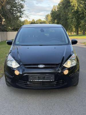 Black Ford S-Max 2013 in Birstonas, with an engine capacity of 2.00 L and mileage of 272 thousand km for 4250 €, photo 11 on AUTOMOTO.COM.LV