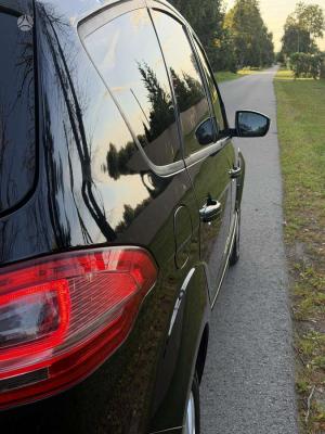 Black Ford S-Max 2013 in Birstonas, with an engine capacity of 2.00 L and mileage of 272 thousand km for 4250 €, photo 14 on AUTOMOTO.COM.LV