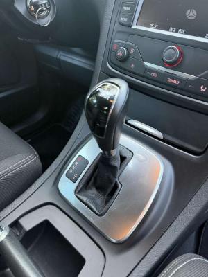 Black Ford S-Max 2013 in Birstonas, with an engine capacity of 2.00 L and mileage of 272 thousand km for 4250 €, photo 23 on AUTOMOTO.COM.LV