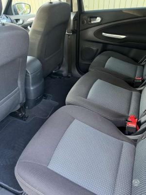Black Ford S-Max 2013 in Birstonas, with an engine capacity of 2.00 L and mileage of 272 thousand km for 4250 €, photo 26 on AUTOMOTO.COM.LV