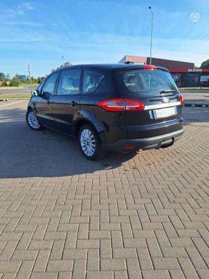 Black Ford S-Max 2013 in Silute, with an engine capacity of 2.00 L and mileage of 267 thousand km for 4650 €, photo 6 on AUTOMOTO.COM.LV