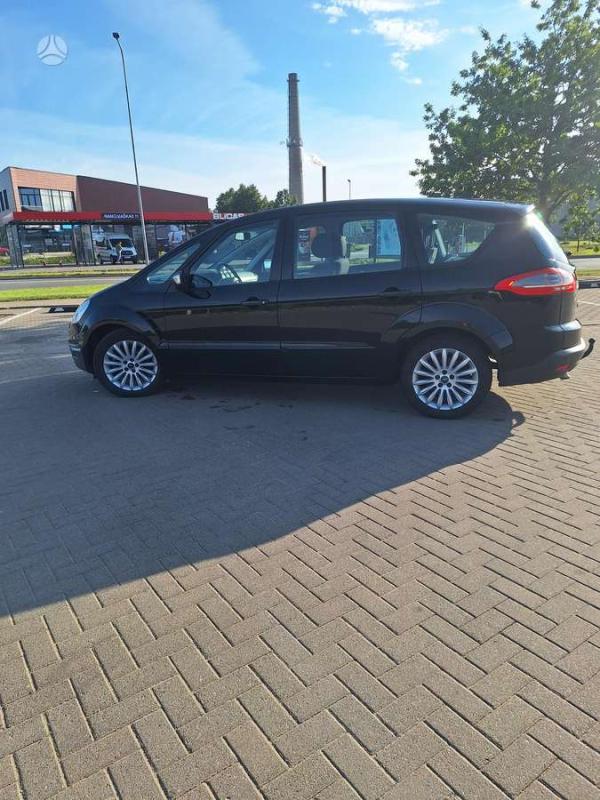 Melns Ford S-Max 2013 Šilutė, ar dzinēja tilpumu 2.00 L un nobraukumu 267 tūkst. km par 4650 €, foto 8 vietnē AUTOMOTO.COM.LV
