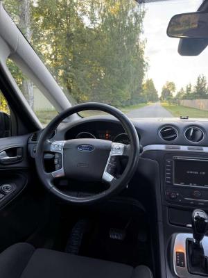 Black Ford S-Max 2013 in Birstonas, with an engine capacity of 2.00 L and mileage of 272 thousand km for 4250 €, photo 17 on AUTOMOTO.COM.LV