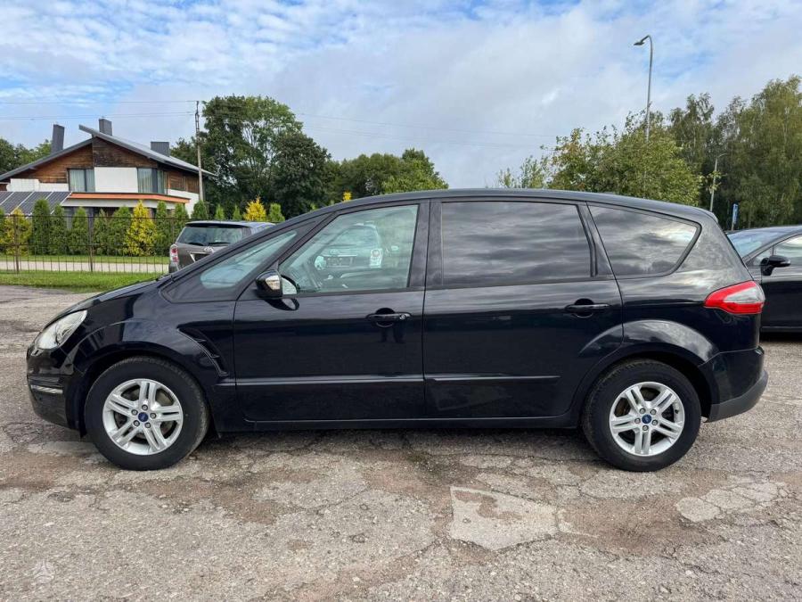 Black Ford S-Max 2013 in Jurbarkas, with an engine capacity of 2.00 L and mileage of 245 thousand km for 5450 €, photo 1 on AUTOMOTO.COM.LV