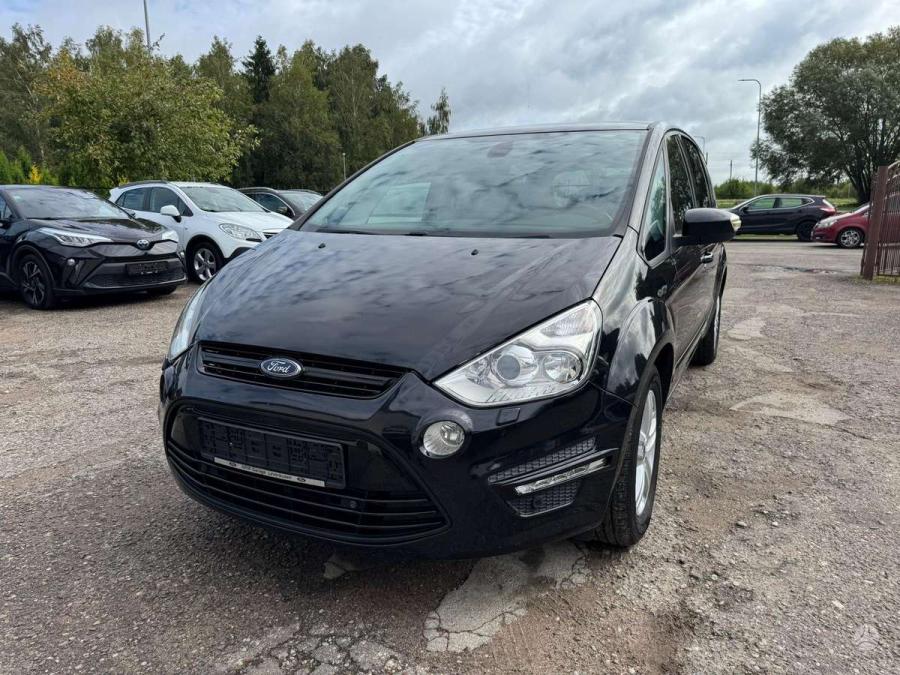 Black Ford S-Max 2013 in Jurbarkas, with an engine capacity of 2.00 L and mileage of 245 thousand km for 5450 €, photo 3 on AUTOMOTO.COM.LV