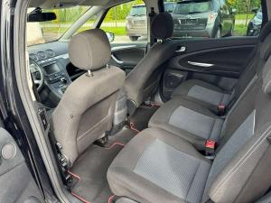 Black Ford S-Max 2013 in Jurbarkas, with an engine capacity of 2.00 L and mileage of 245 thousand km for 5450 €, photo 8 on AUTOMOTO.COM.LV