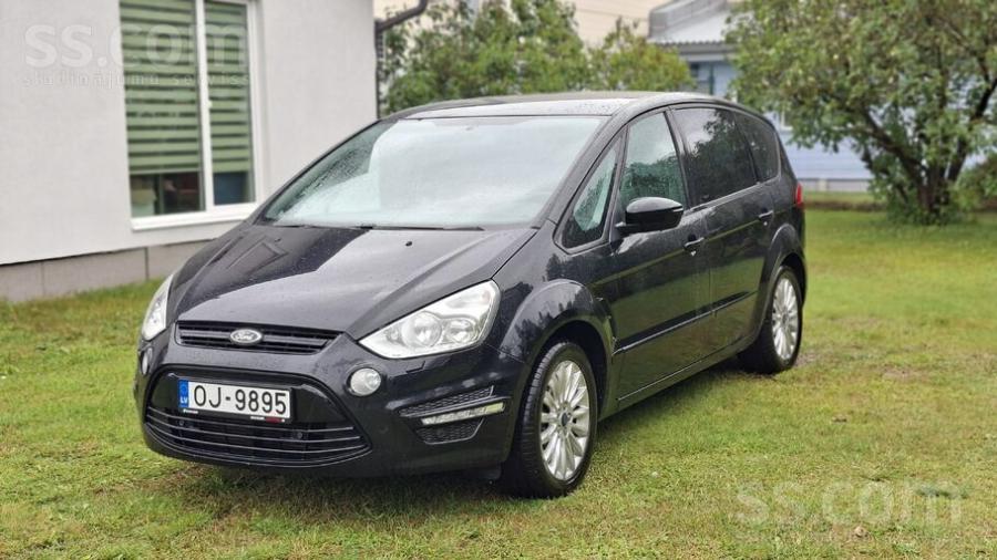 Black Ford S-Max 2013 in Riga, with an engine capacity of 2.00 L and mileage of 254 thousand km for 4999 €, photo 1 on AUTOMOTO.COM.LV
