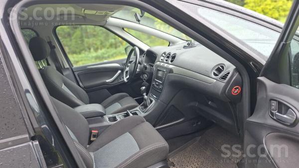 Black Ford S-Max 2013 in Riga, with an engine capacity of 2.00 L and mileage of 254 thousand km for 4999 €, photo 5 on AUTOMOTO.COM.LV