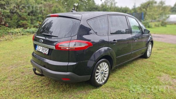 Black Ford S-Max 2013 in Riga, with an engine capacity of 2.00 L and mileage of 254 thousand km for 4999 €, photo 7 on AUTOMOTO.COM.LV