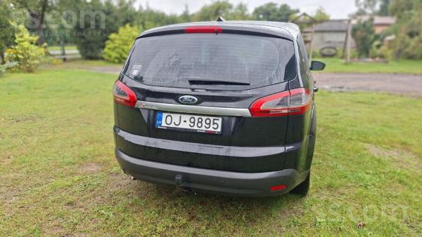 Black Ford S-Max 2013 in Riga, with an engine capacity of 2.00 L and mileage of 254 thousand km for 4999 €, photo 8 on AUTOMOTO.COM.LV