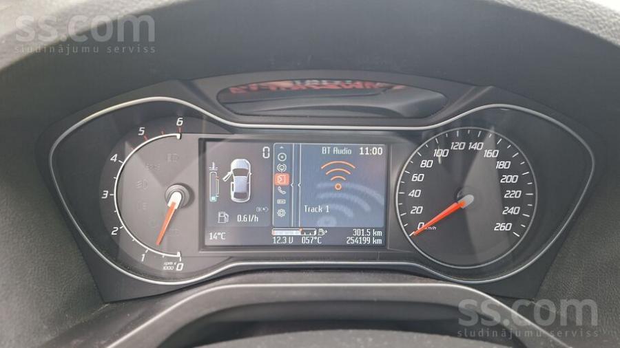 Black Ford S-Max 2013 in Riga, with an engine capacity of 2.00 L and mileage of 254 thousand km for 4999 €, photo 12 on AUTOMOTO.COM.LV