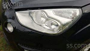 Black Ford S-Max 2013 in Riga, with an engine capacity of 2.00 L and mileage of 254 thousand km for 4999 €, photo 17 on AUTOMOTO.COM.LV
