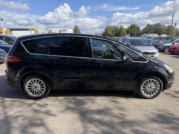 Ford S-Max 2013 Marijampole vietnÄ Melns Ford S-Max 2013 Marijampole, ar dzinÄja tilpumu 2.00 L un nobraukumu 249 tÅ«kst. km par 4350 ā¬, foto 6 vietnÄ AUTOMOTO.COM.LV