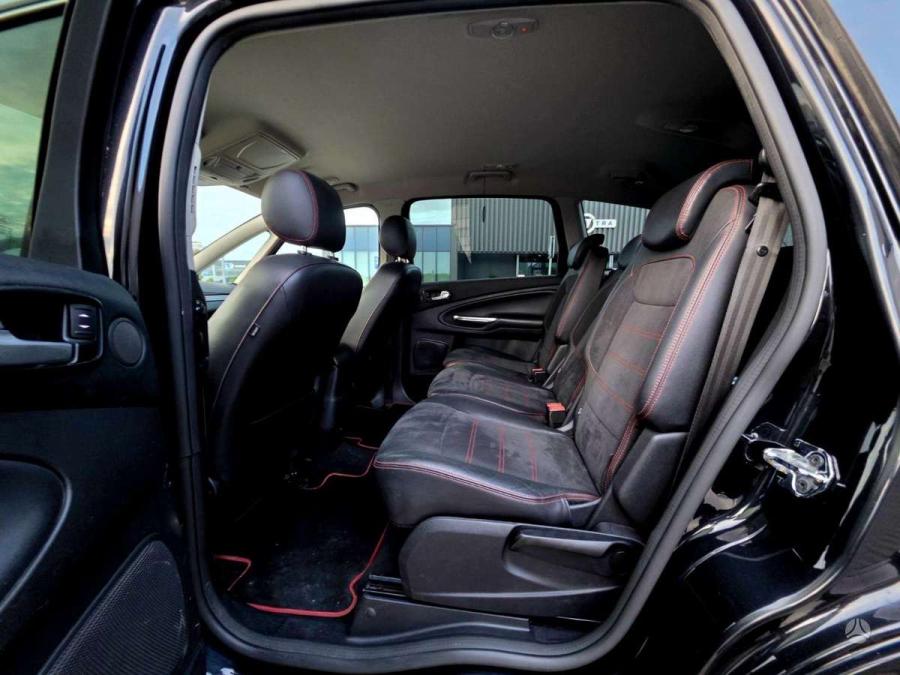 Black Ford S-Max 2013 in Siauliai, with an engine capacity of 2.20 L and mileage of 189 thousand km for 5650 €, photo 14 on AUTOMOTO.COM.LV