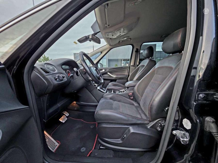 Black Ford S-Max 2013 in Siauliai, with an engine capacity of 2.20 L and mileage of 189 thousand km for 5650 €, photo 16 on AUTOMOTO.COM.LV