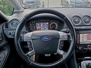 Black Ford S-Max 2013 in Siauliai, with an engine capacity of 2.20 L and mileage of 189 thousand km for 5650 €, photo 19 on AUTOMOTO.COM.LV