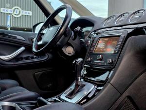 Black Ford S-Max 2013 in Siauliai, with an engine capacity of 2.20 L and mileage of 189 thousand km for 5650 €, photo 21 on AUTOMOTO.COM.LV