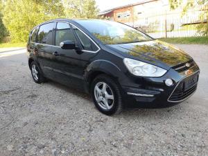 Black Ford S-Max 2013 in Ukmerge, with an engine capacity of 2.00 L and mileage of 224 thousand km for 5200 €, photo 3 on AUTOMOTO.COM.LV