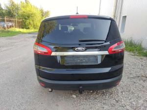 Black Ford S-Max 2013 in Ukmerge, with an engine capacity of 2.00 L and mileage of 224 thousand km for 5200 €, photo 7 on AUTOMOTO.COM.LV