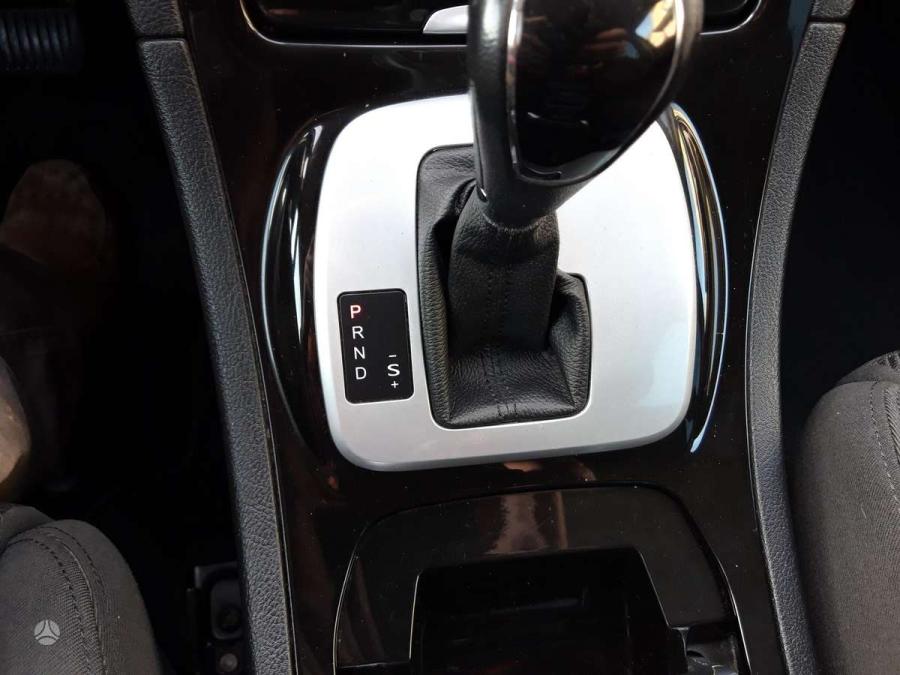 Black Ford S-Max 2013 in Siauliai, with an engine capacity of 2.00 L and mileage of 250 thousand km for 4700 €, photo 21 on AUTOMOTO.COM.LV