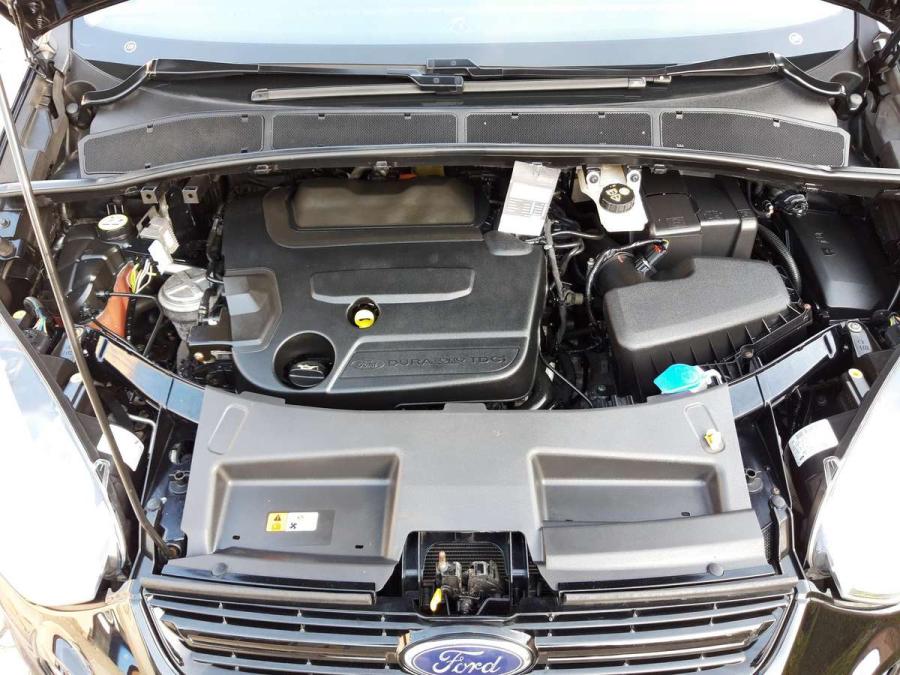 Black Ford S-Max 2013 in Siauliai, with an engine capacity of 2.00 L and mileage of 250 thousand km for 4700 €, photo 26 on AUTOMOTO.COM.LV