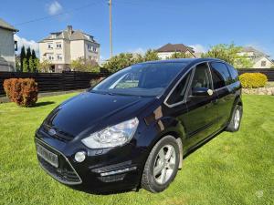 Melns Ford S-Max 2013 Telšiai, ar dzinēja tilpumu 2.00 L un nobraukumu 226 tūkst. km par 4600 €, foto  vietnē AUTOMOTO.COM.LV