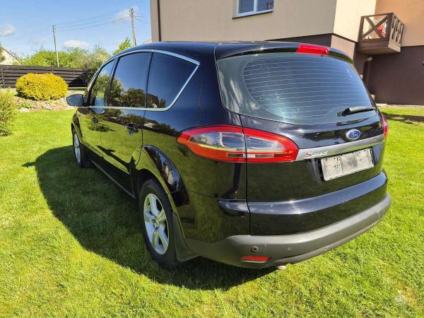 Black Ford S-Max 2013 in Telschi, with an engine capacity of 2.00 L and mileage of 226 thousand km for 4600 €, photo 7 on AUTOMOTO.COM.LV