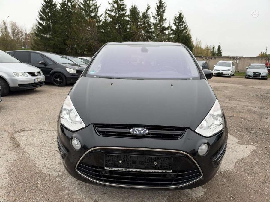 Melns Ford S-Max 2013 Utena, ar dzinēja tilpumu 2.00 L un nobraukumu 204 tūkst. km par 4250 €, foto 4 vietnē AUTOMOTO.COM.LV