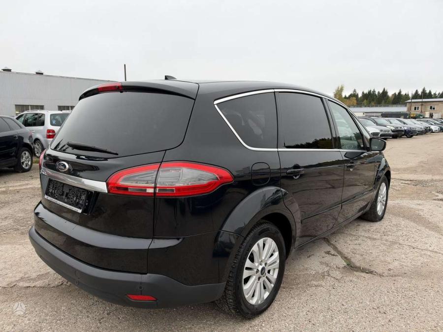 Melns Ford S-Max 2013 Utena, ar dzinēja tilpumu 2.00 L un nobraukumu 204 tūkst. km par 4250 €, foto 5 vietnē AUTOMOTO.COM.LV