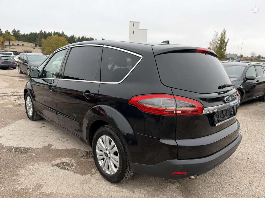 Melns Ford S-Max 2013 Utena, ar dzinēja tilpumu 2.00 L un nobraukumu 204 tūkst. km par 4250 €, foto 7 vietnē AUTOMOTO.COM.LV