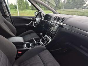 Black Ford S-Max 2014 in Taurage, with an engine capacity of 2.00 L and mileage of 304 thousand km for 5900 €, photo 9 on AUTOMOTO.COM.LV