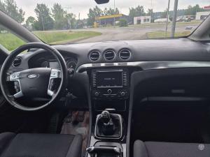 Black Ford S-Max 2014 in Taurage, with an engine capacity of 2.00 L and mileage of 304 thousand km for 5900 €, photo 11 on AUTOMOTO.COM.LV