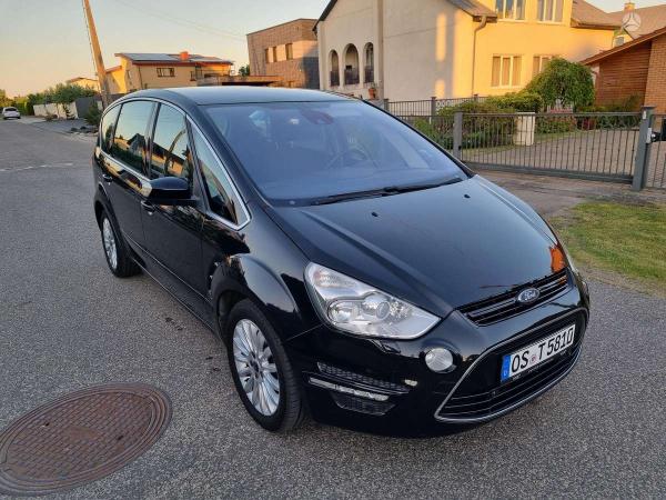 Melns Ford S-Max 2014 Panevēža, ar dzinēja tilpumu 2.18 L un nobraukumu 256 tūkst. km par 5800 €, foto 2 vietnē AUTOMOTO.COM.LV