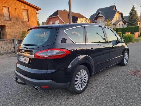 Melns Ford S-Max 2014 Panevēža, ar dzinēja tilpumu 2.18 L un nobraukumu 256 tūkst. km par 5800 €, foto 3 vietnē AUTOMOTO.COM.LV