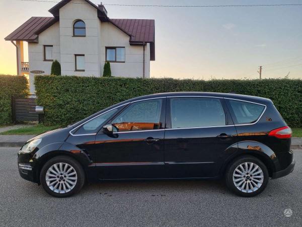 Melns Ford S-Max 2014 Panevēža, ar dzinēja tilpumu 2.18 L un nobraukumu 256 tūkst. km par 5800 €, foto 5 vietnē AUTOMOTO.COM.LV