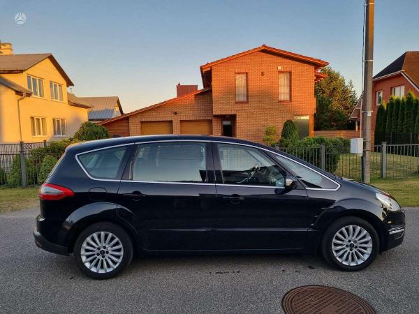 Melns Ford S-Max 2014 Panevēža, ar dzinēja tilpumu 2.18 L un nobraukumu 256 tūkst. km par 5800 €, foto 6 vietnē AUTOMOTO.COM.LV