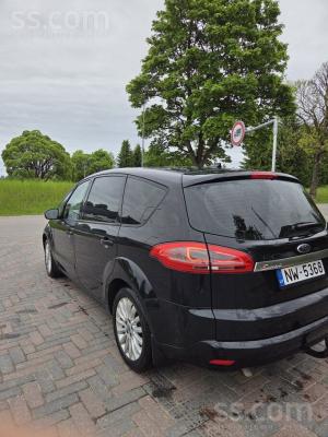 Black Ford S-Max 2014 in Aluksne, with an engine capacity of 2.00 L and mileage of 244 thousand km for 6100 €, photo 4 on AUTOMOTO.COM.LV
