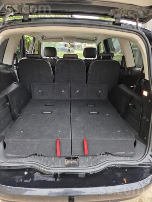 Black Ford S-Max 2014 in Aluksne, with an engine capacity of 2.00 L and mileage of 244 thousand km for 6100 €, photo 8 on AUTOMOTO.COM.LV
