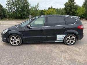 Black Ford S-Max 2014 in Raseiniai, with an engine capacity of 2.00 L and mileage of 268 thousand km for 4300 €, photo 3 on AUTOMOTO.COM.LV